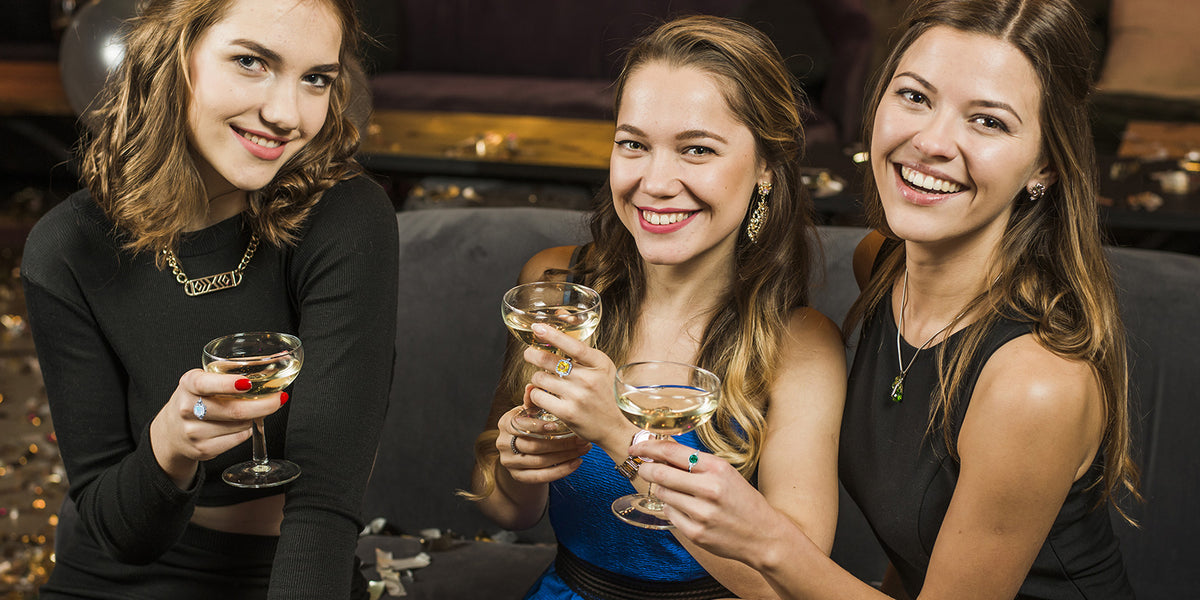 What Is Cocktail Rings? History & How to Wear – Rosec Jewels